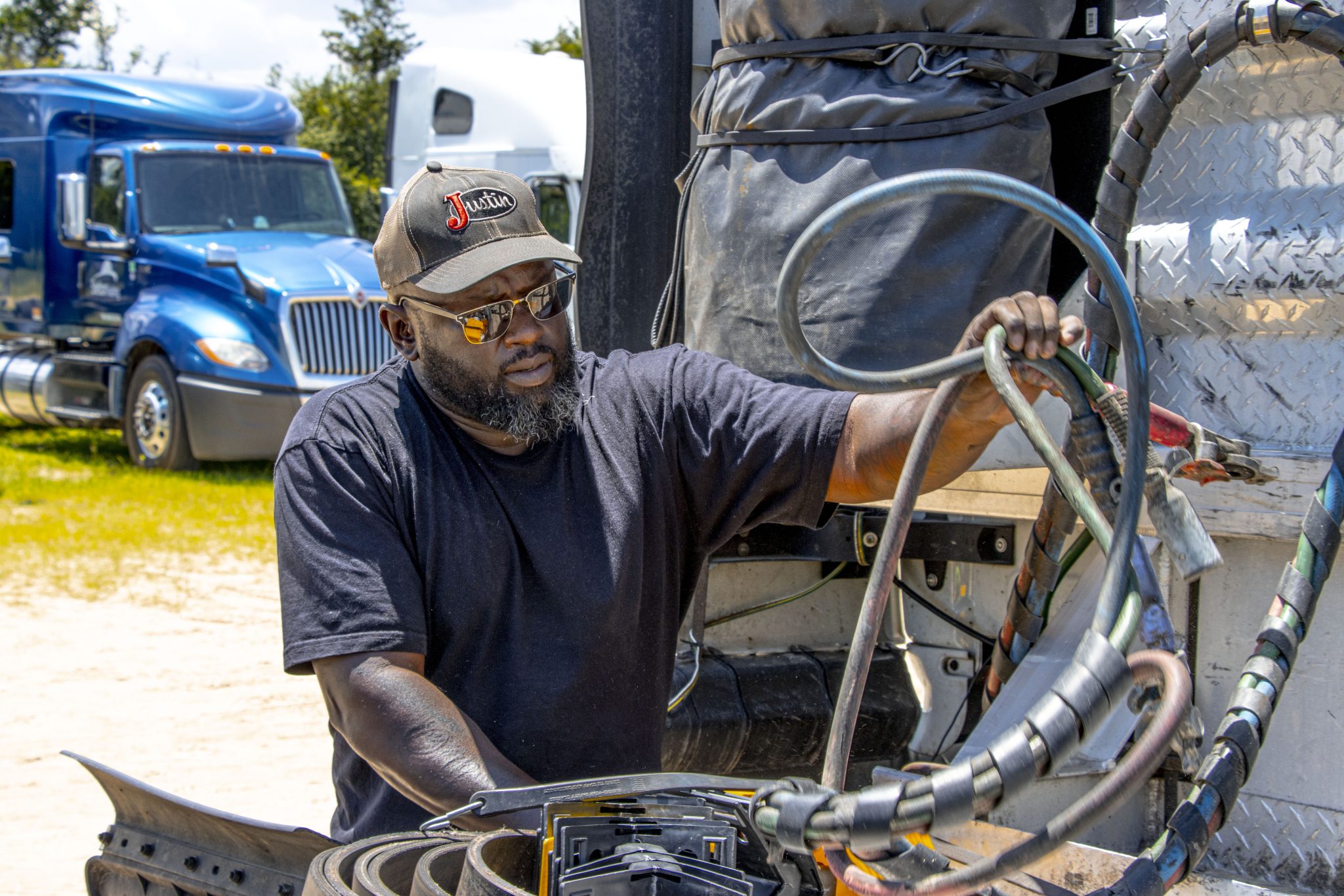 About - Shelton Trucking